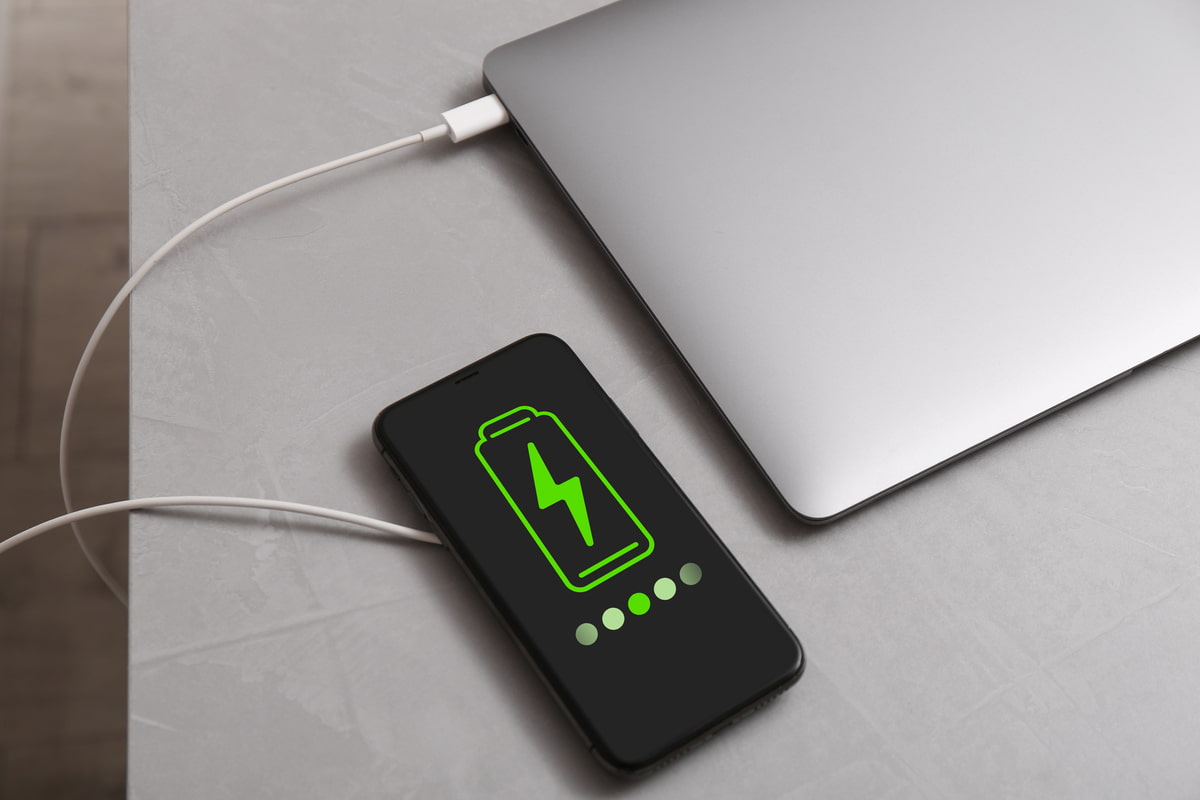 How to Choose the Perfect Under-Desk Wireless Charger [2025 Guide ...